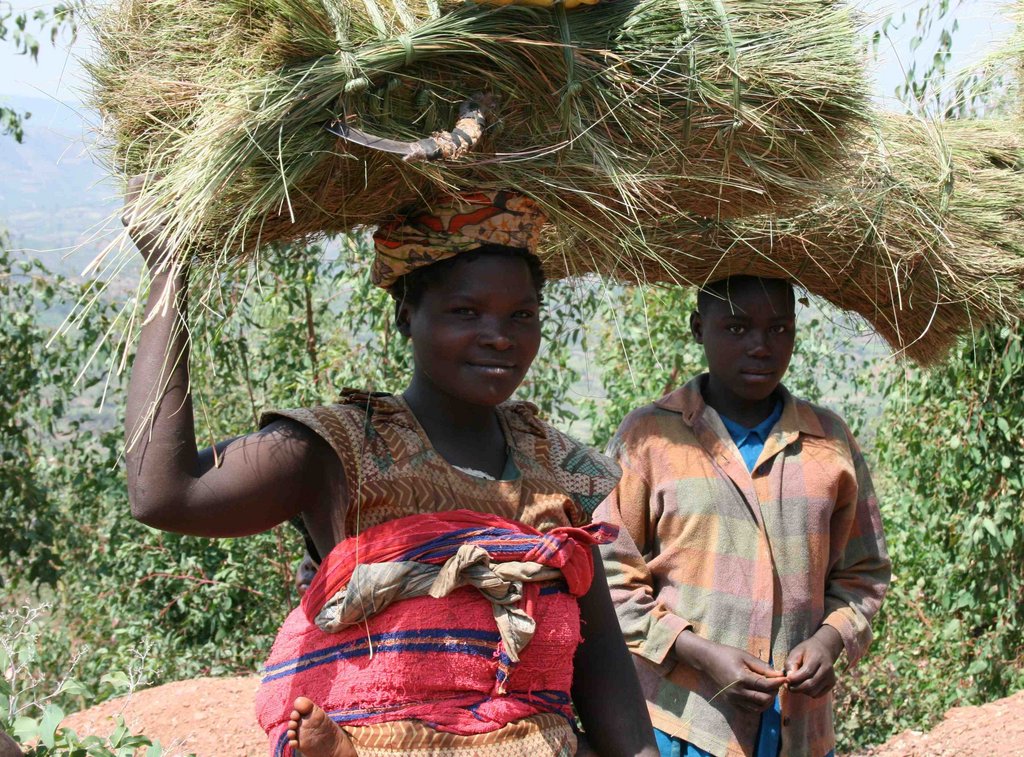 Build homes for an impoverished Rwandan community - GlobalGiving