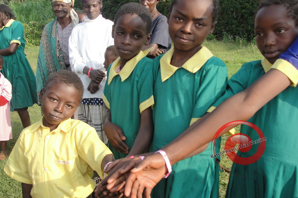 Sanitary Towels Progrm To 1000 Poor Girls In Kenya GlobalGiving sanitary-towels-progrm-to-1000-poor-girls-in-kenya-globalgiving