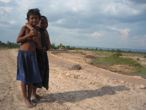 Increase rice yield for Cambodian poor farmers - GlobalGiving