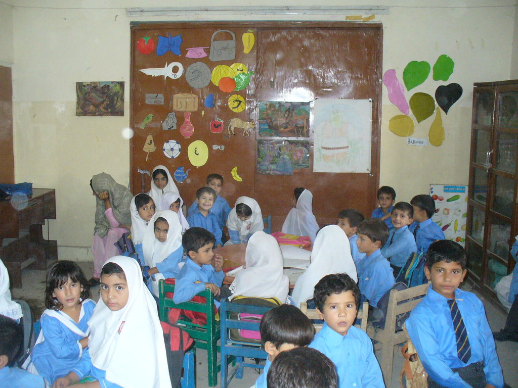 Send 2000 Children in Pakistan to School - GlobalGiving