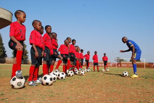 Using soccer to help vulnerable children in Africa - GlobalGiving