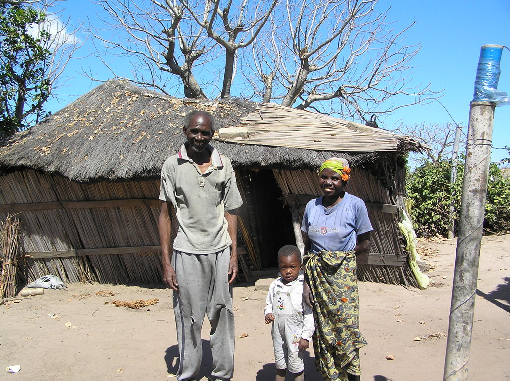 Empowering1,000 Slum Zambians to detect $ treat TB - GlobalGiving