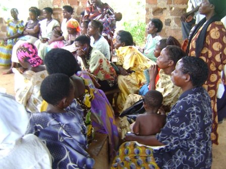 Enable rural women to overcome poverty in Uganda - GlobalGiving